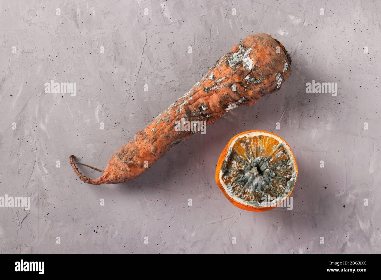 Rotten carrots hi-res stock photography and images - Alamy
