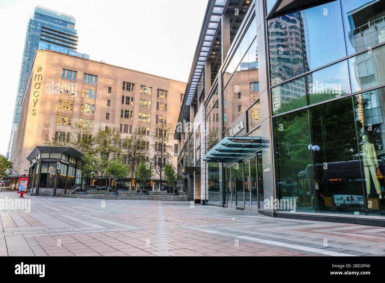 Minimize exposures hi-res stock photography and images - Alamy