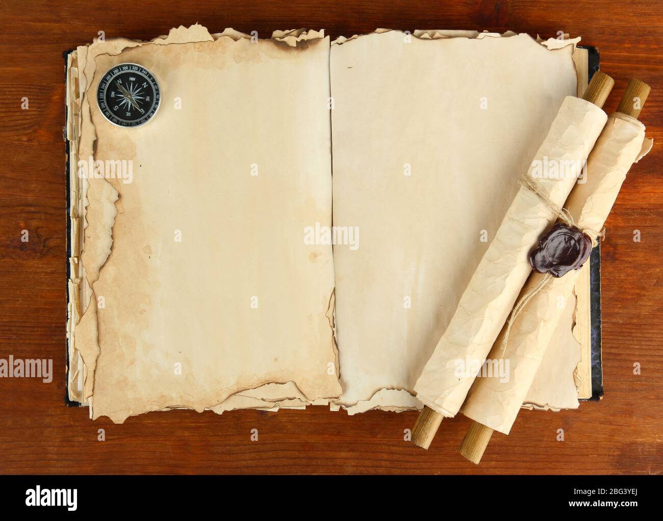 Antique book hoard hi-res stock photography and images - Alamy