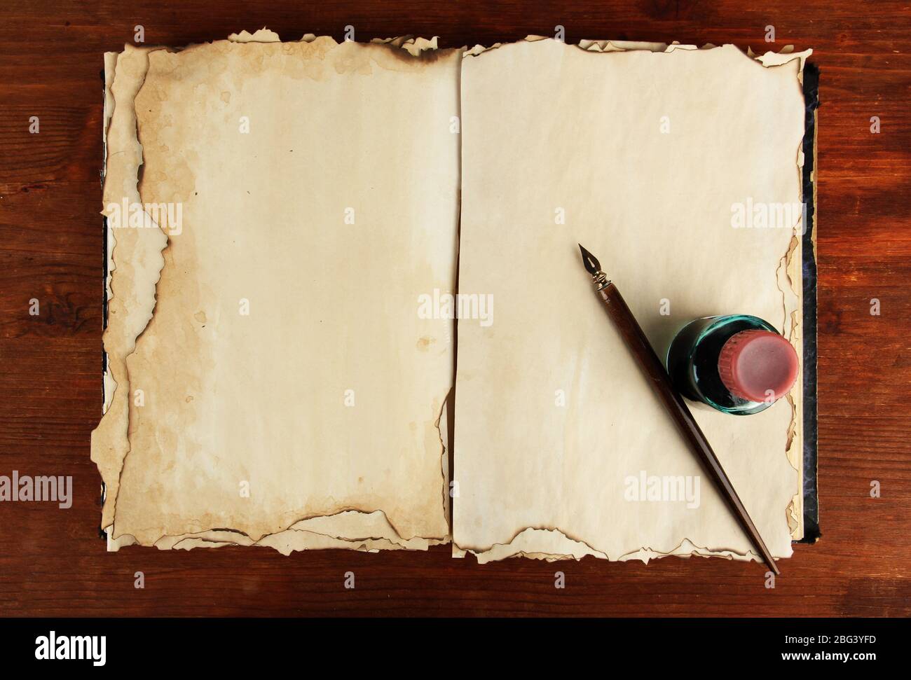 Open ink bottle hi-res stock photography and images - Alamy