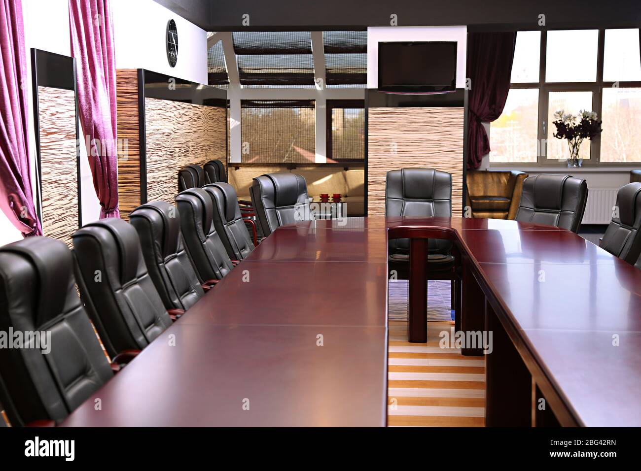 Interior of empty conference room Stock Photo - Alamy