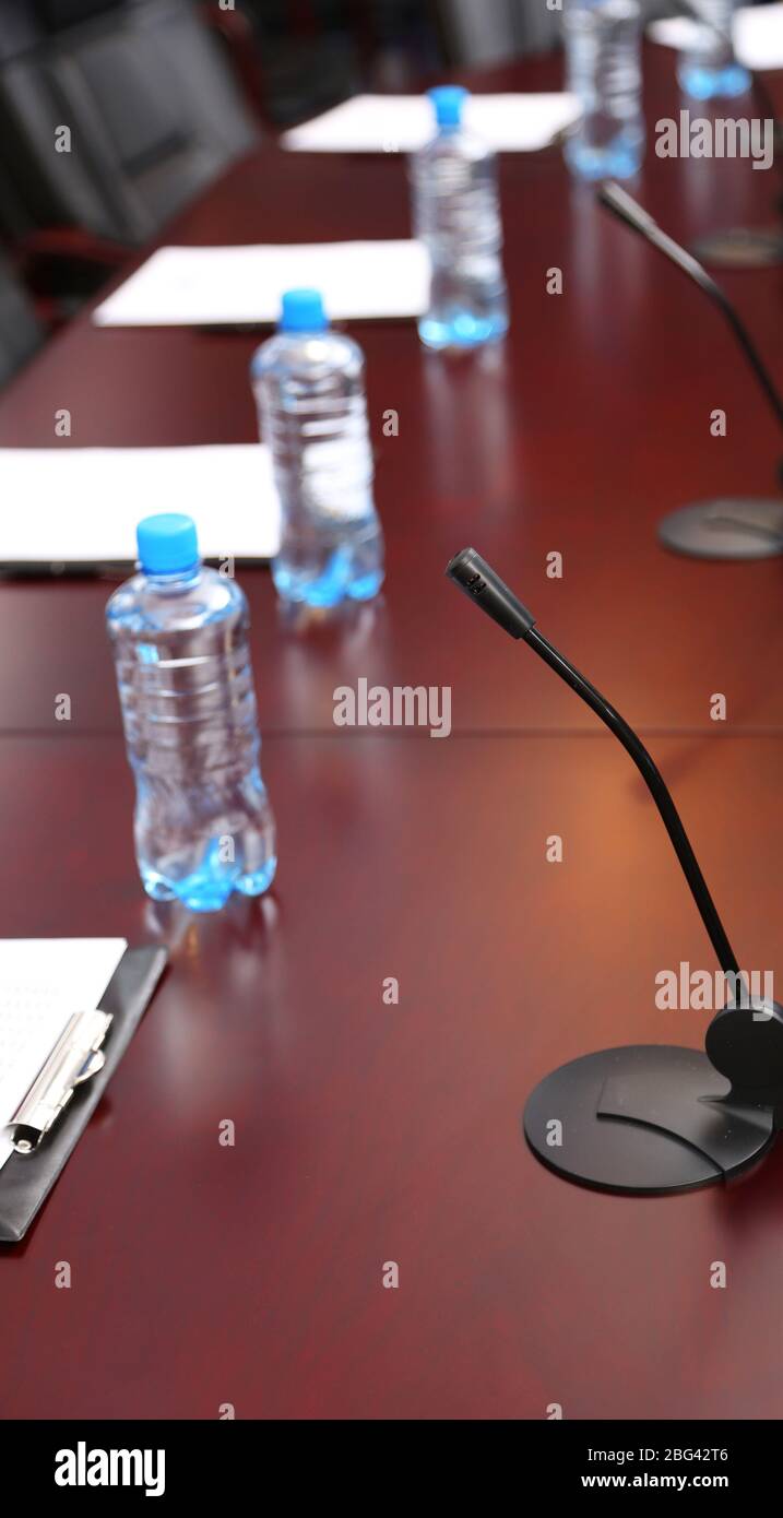 Interior of empty conference room Stock Photo - Alamy
