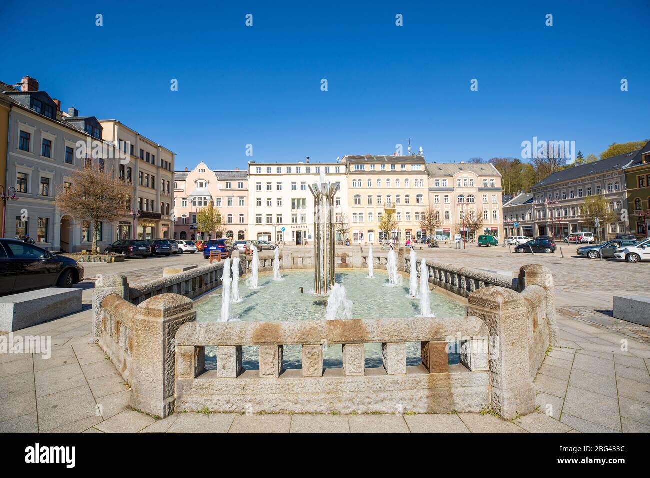 Sebnitz, Germany. 20th Apr, 2020. When the weather is fine, the city ...