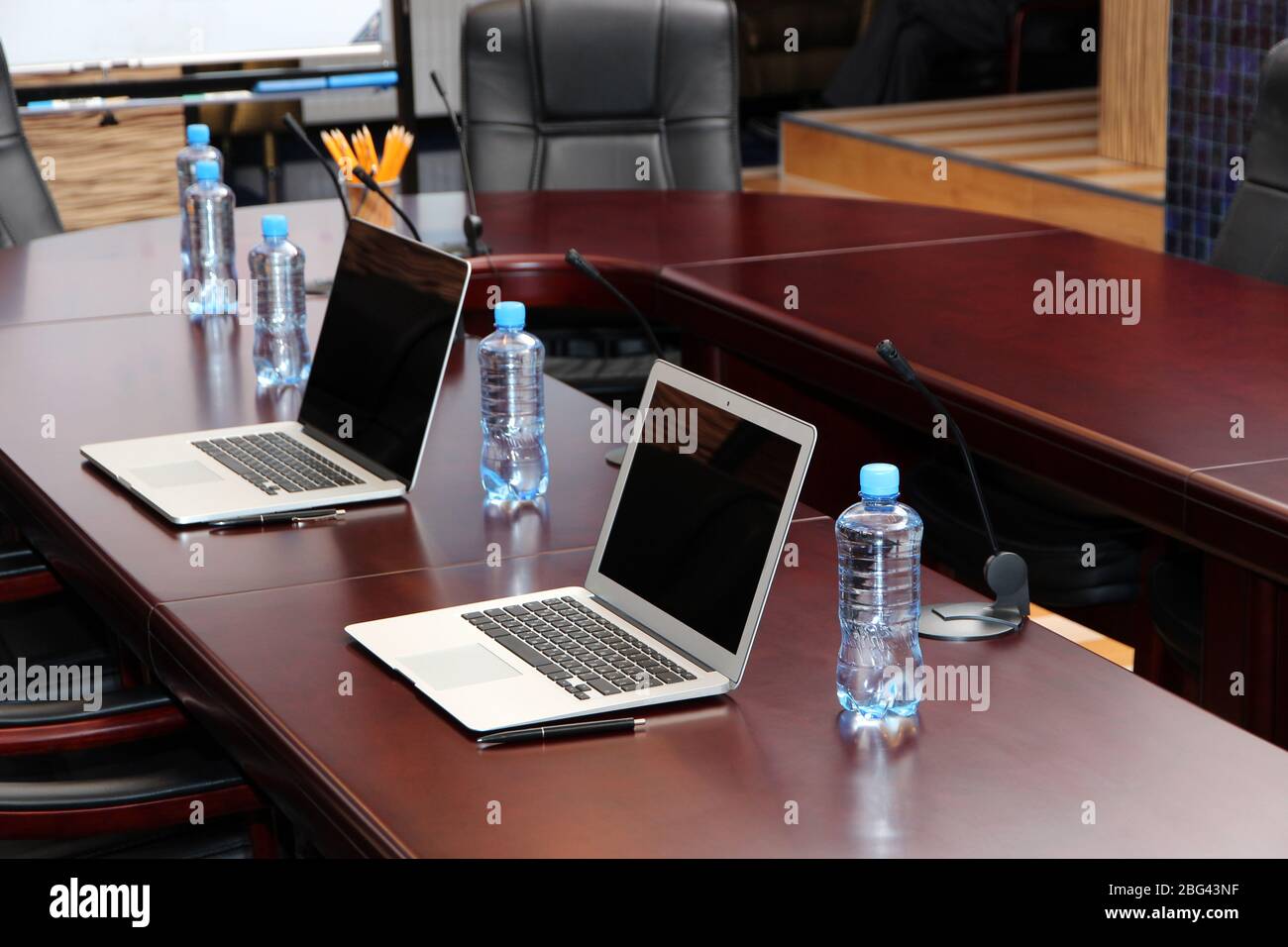 Meeting room in office center Stock Photo - Alamy