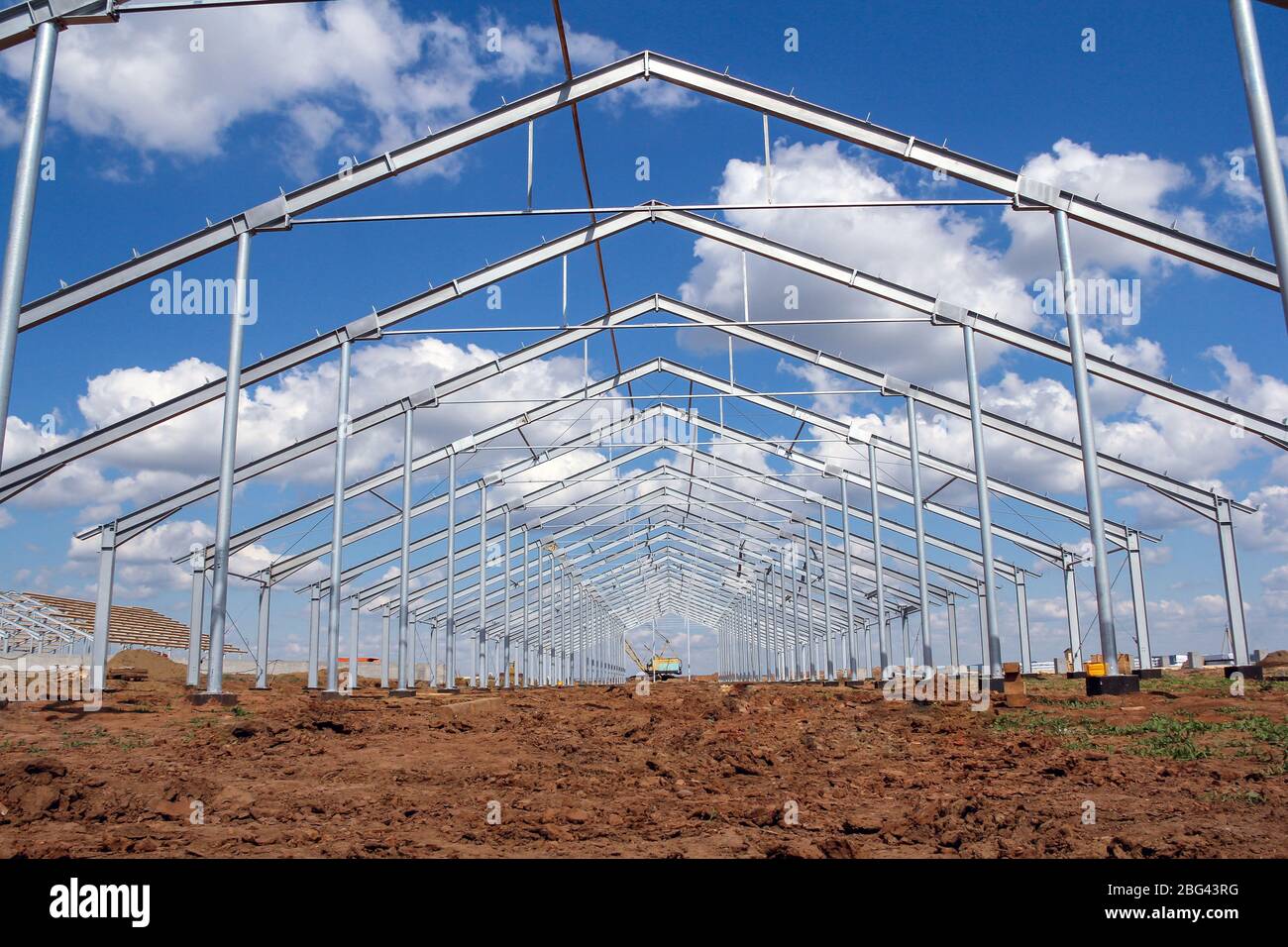 Steel beam structure on new building. Fast building construction Stock ...
