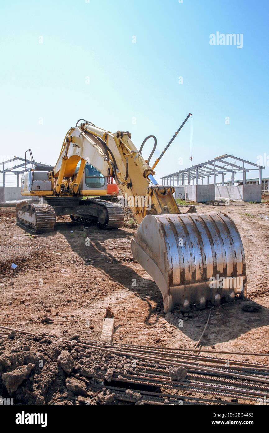 Crawler excavator front view. Special equipment for construction ...