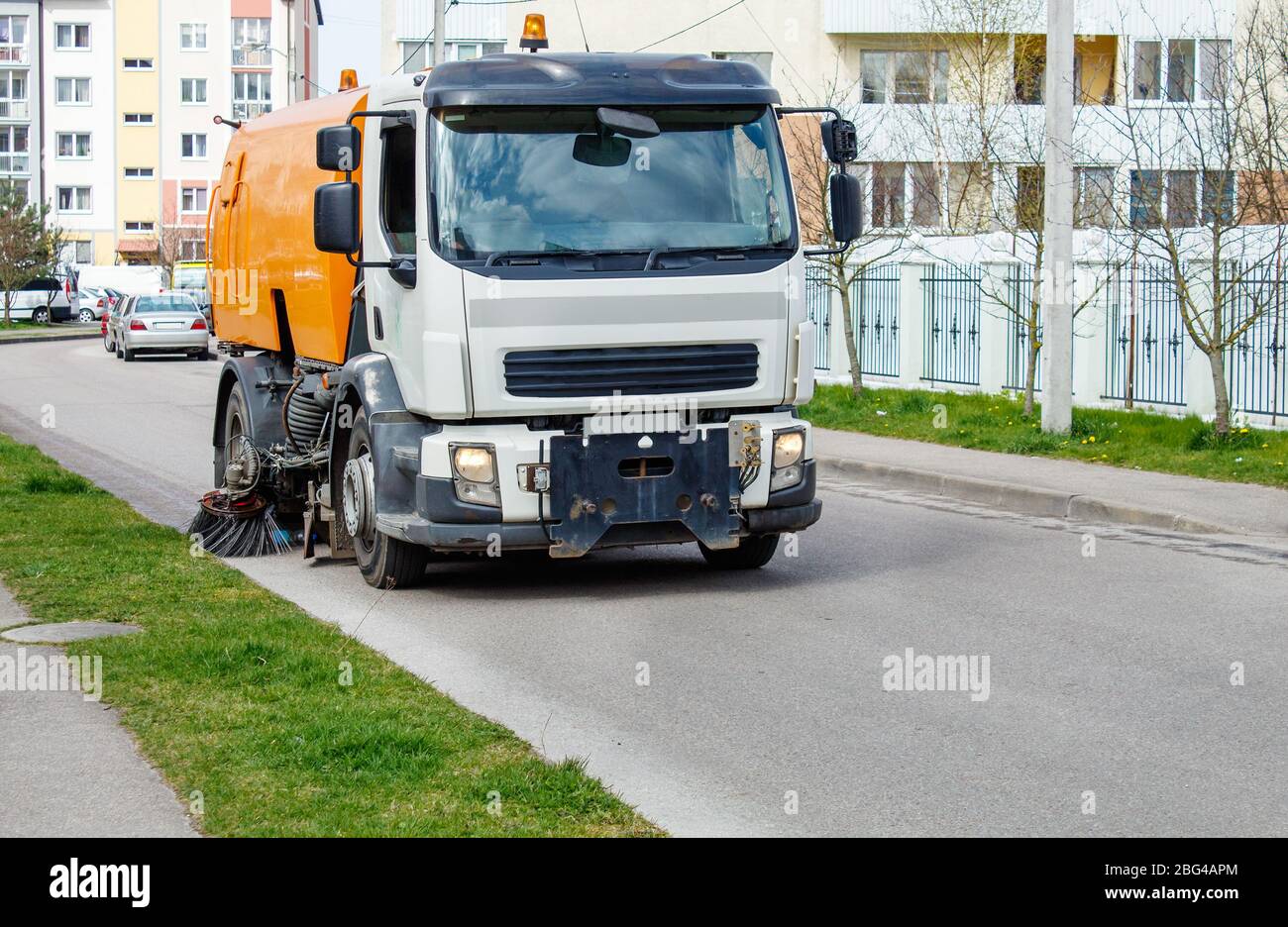 Automatic street sweeper hi-res stock photography and images - Alamy