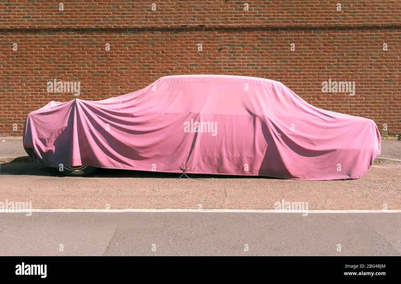 Undercover car hi-res stock photography and images - Alamy