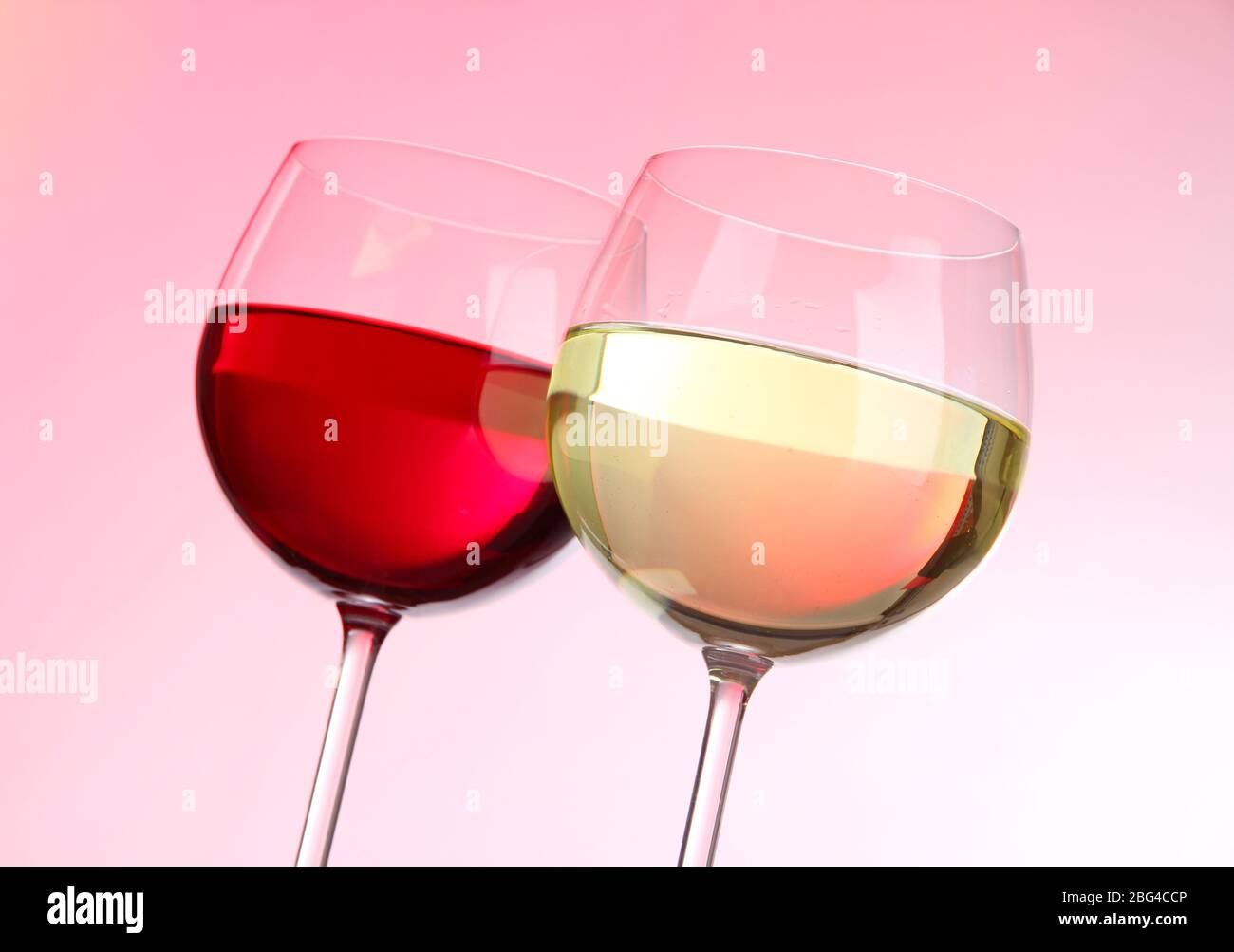 Two tone glasses hi-res stock photography and images - Alamy