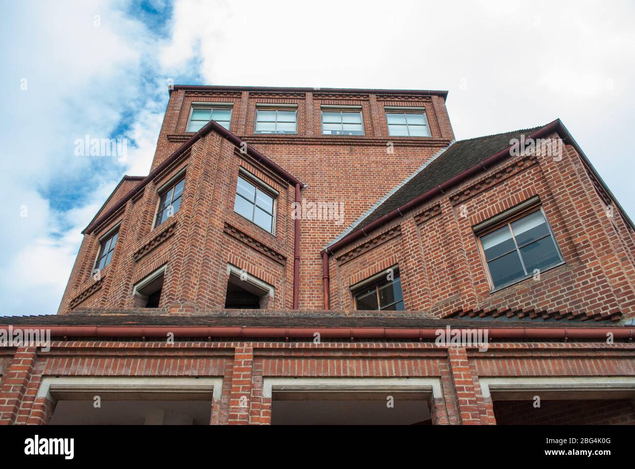 Neo Vernacular Architecture