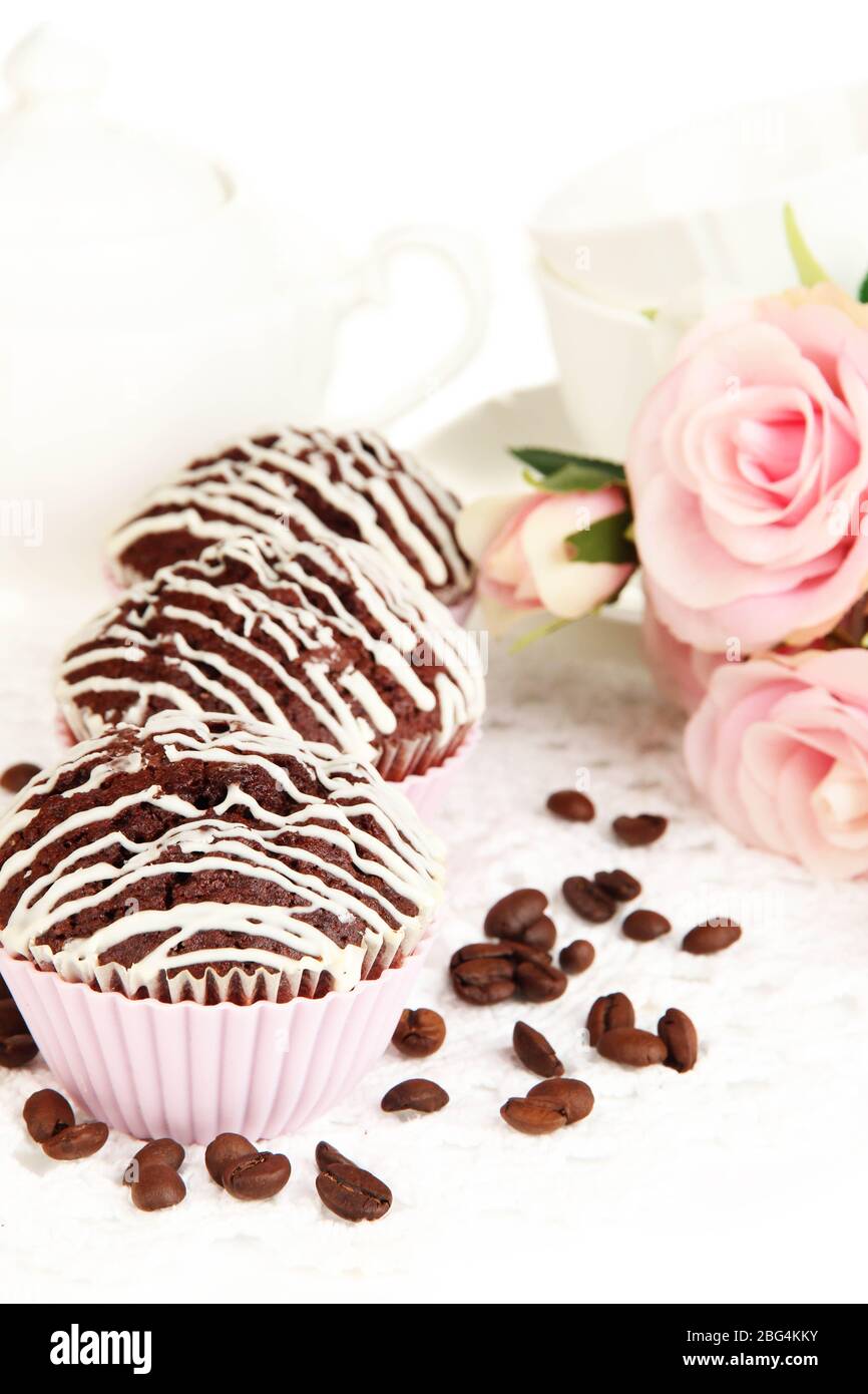 Sweet chocolate cupcakes close up Stock Photo - Alamy