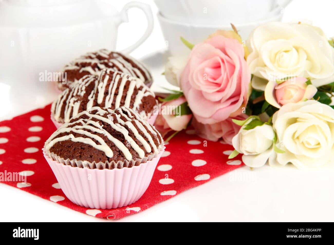 Sweet chocolate cupcakes close up Stock Photo - Alamy