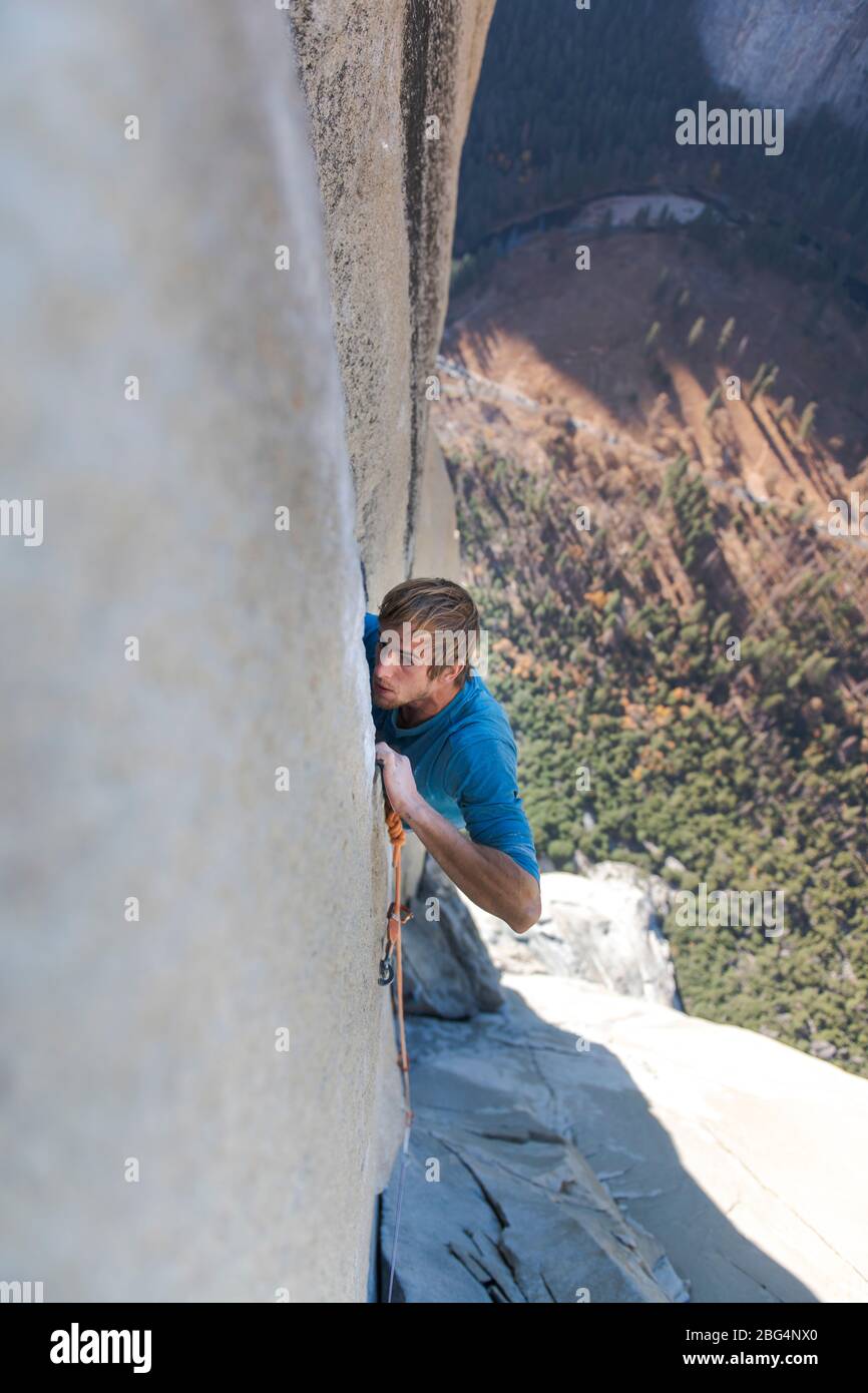 Climber lead climbing Changing Corners on the Nose, Yosemite, Capitan ...