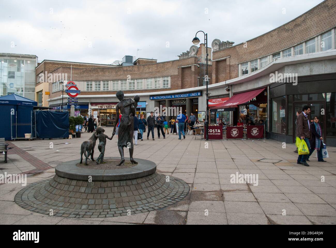 1930s Architecture London Underground Uxbridge Station, High Street ...
