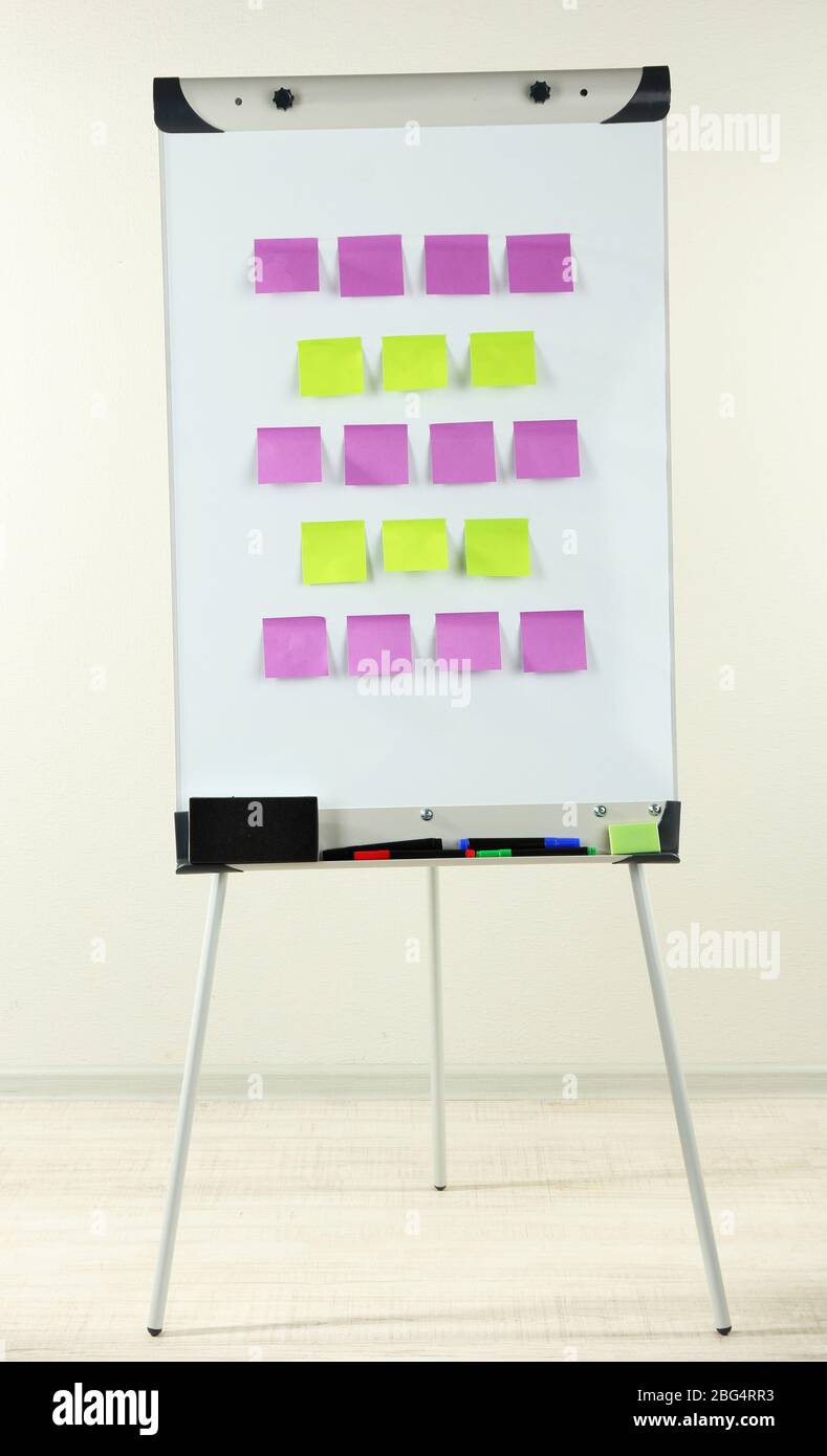 Flipchart in classroom Stock Photo - Alamy