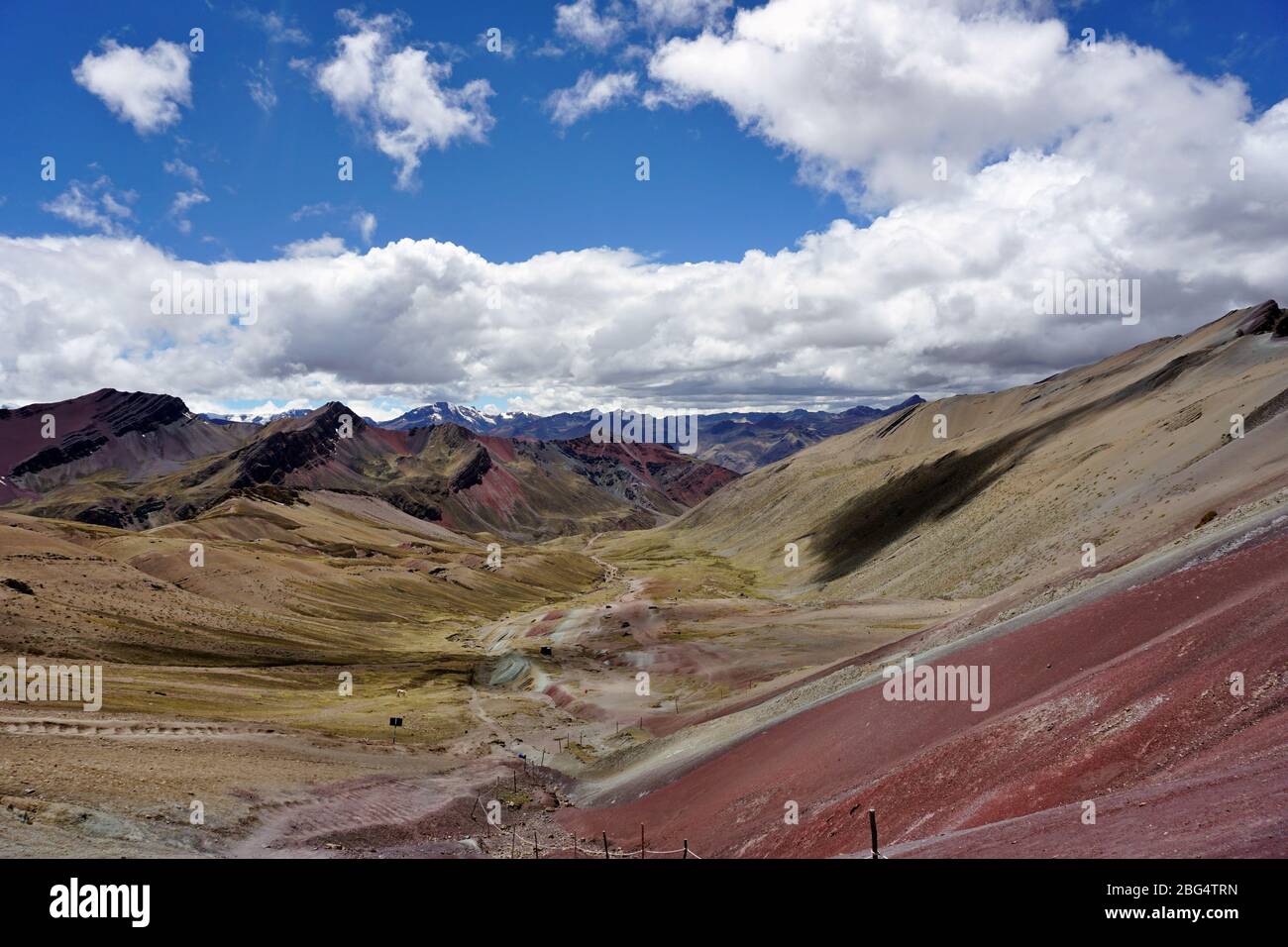 Rainbow happy valley hi-res stock photography and images - Alamy