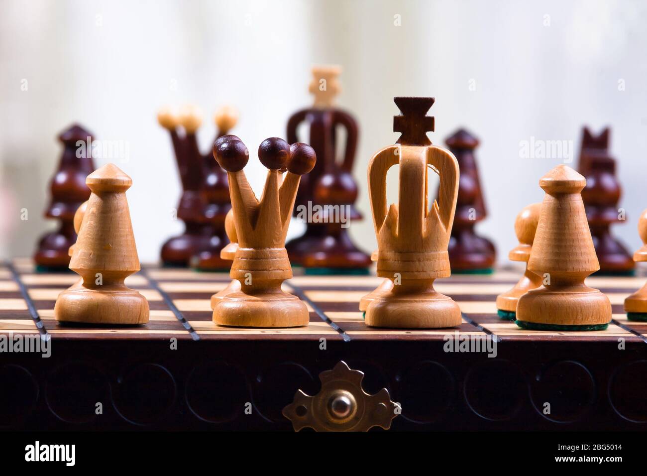 Pawn chess pieces move hi-res stock photography and images - Alamy