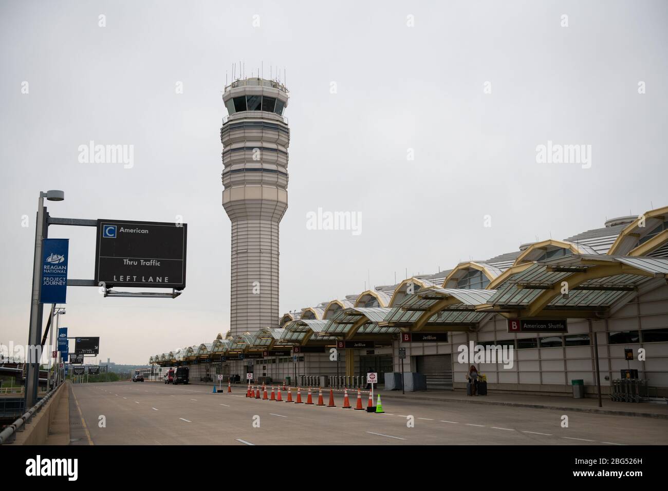 Drop off area hi-res stock photography and images - Alamy