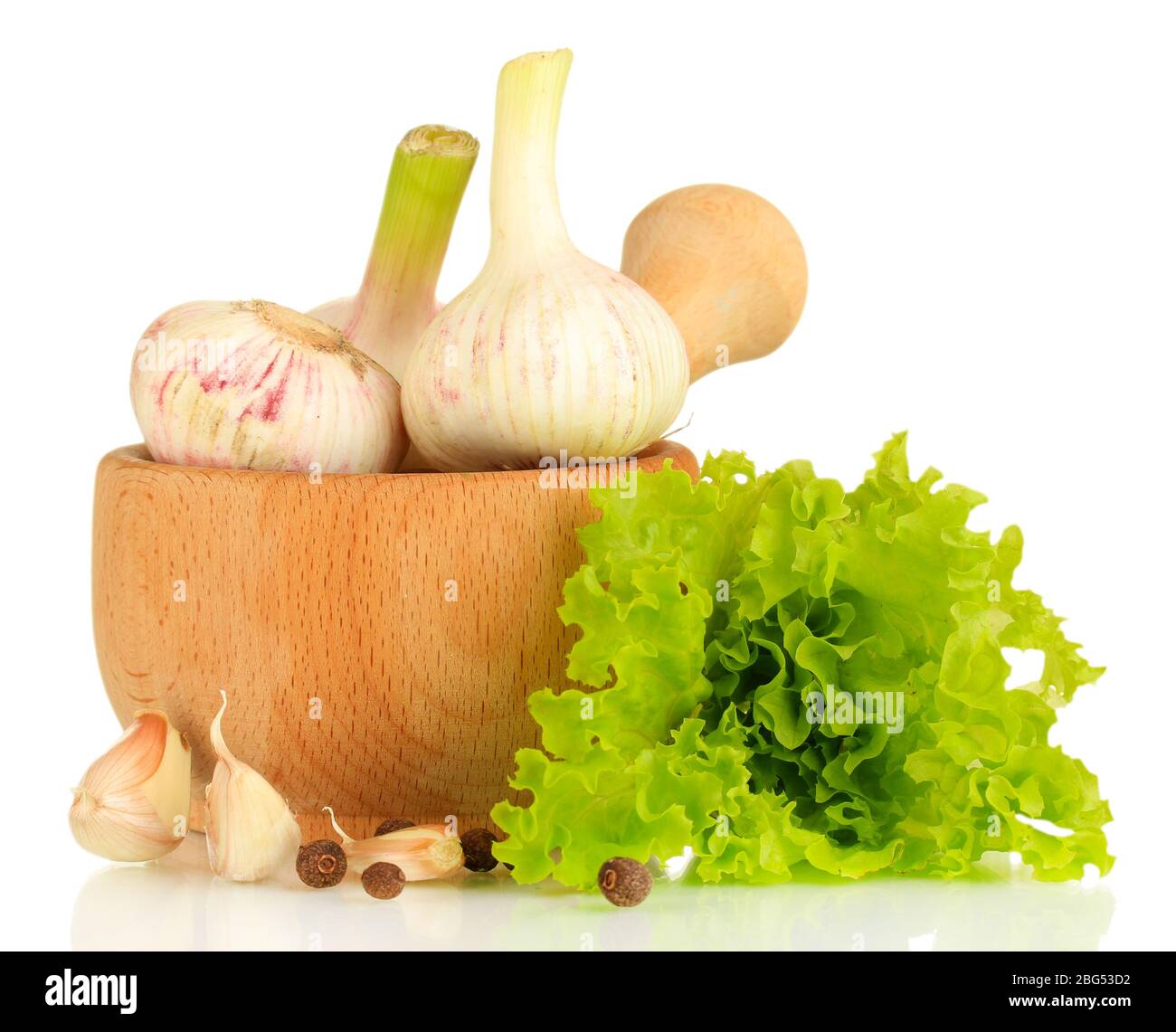 Garlic isolated on white Stock Photo - Alamy