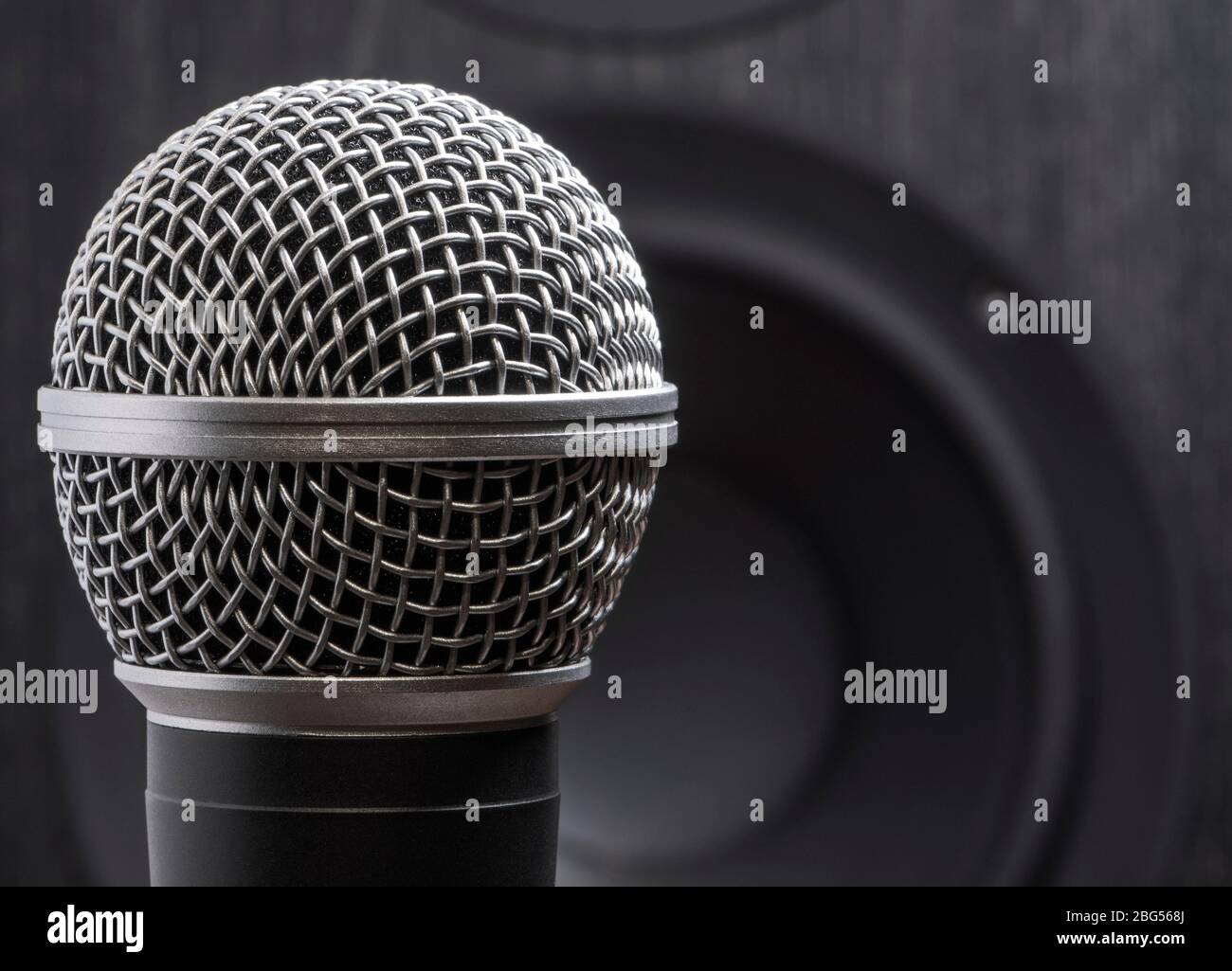 Broadcast microphone interview hi-res stock photography and images - Alamy