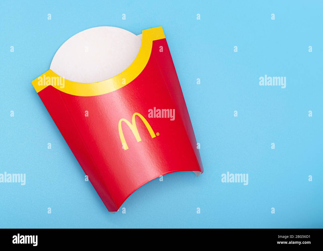 Empty box of mcdonald's fries hi-res stock photography and images - Alamy