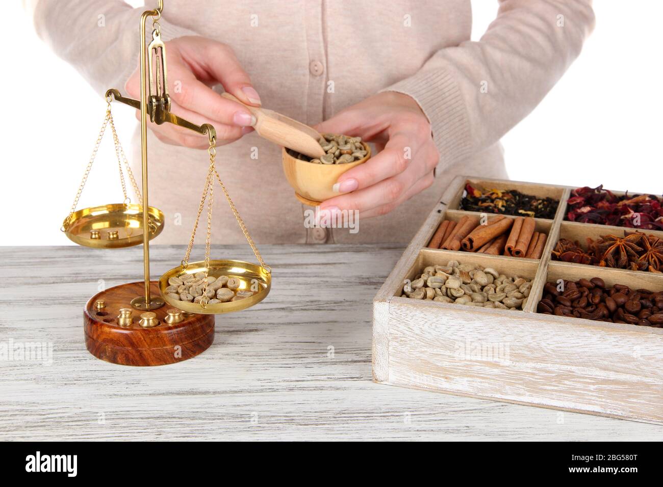Scales balance spices hi-res stock photography and images - Alamy