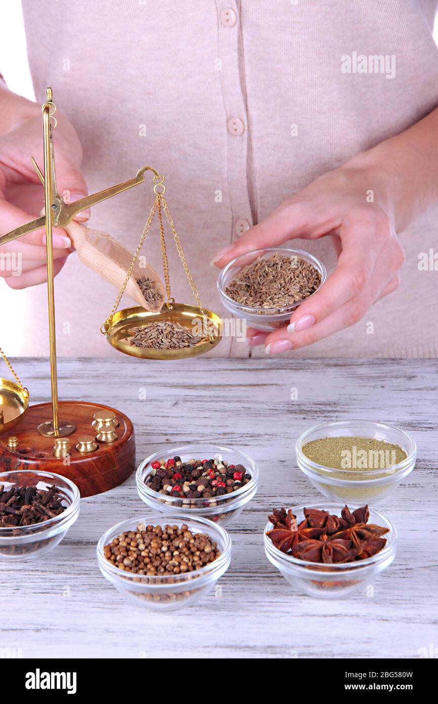 Scales balance spices hi-res stock photography and images - Alamy