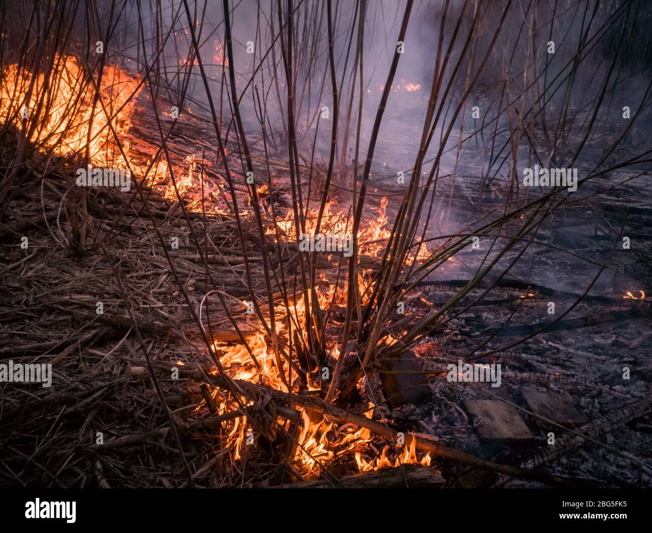 Dark smoke hi-res stock photography and images - Alamy