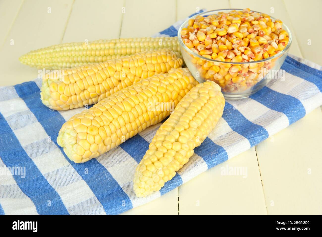 Organic dried blue corn kernels hi-res stock photography and images - Alamy