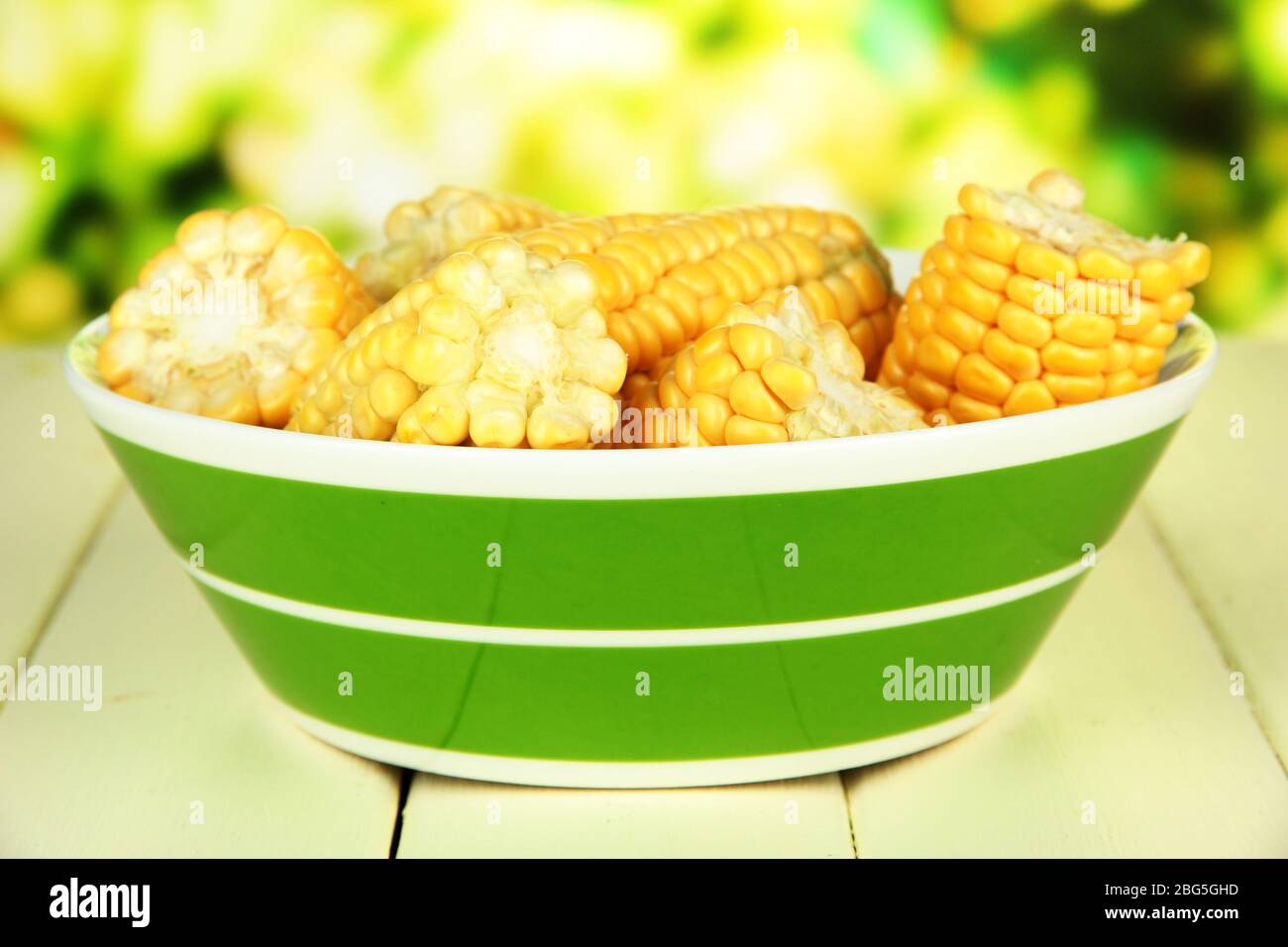 Boiled corn kernels in white hi-res stock photography and images - Alamy