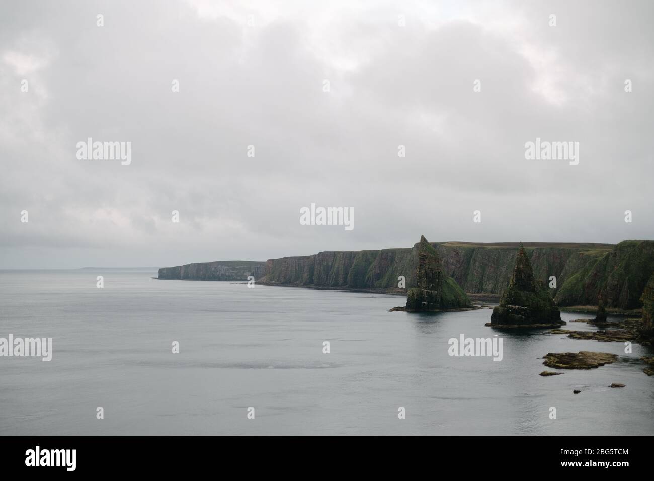 The sea stacks of Duncansby Head, known as the Duncansby Stacks, which ...