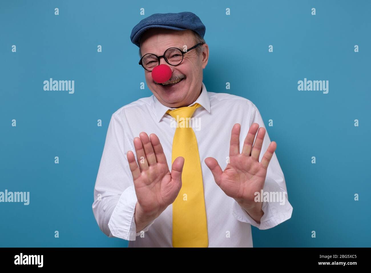 Disapproving mother hi-res stock photography and images - Alamy