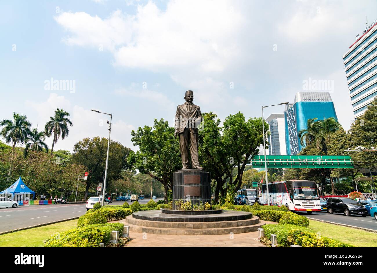 Statue of Mohammad Husni Thamrin at Bank Indonesia roundabout in ...