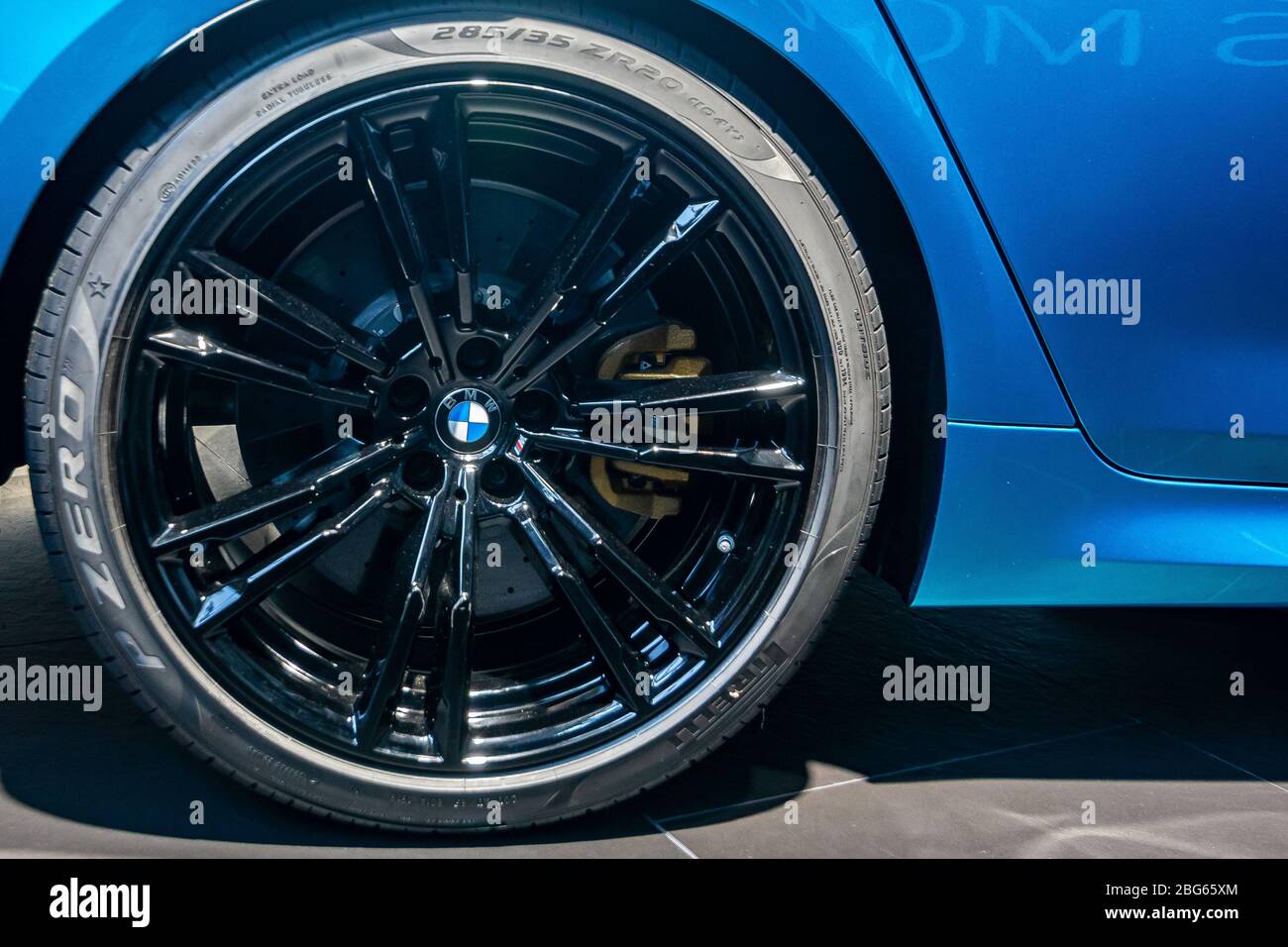 Bmw m5 wheel hi-res stock photography and images - Alamy