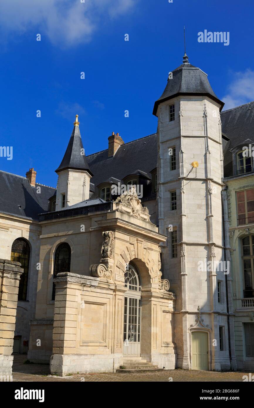 Joan of arc museum rouen hi-res stock photography and images - Alamy