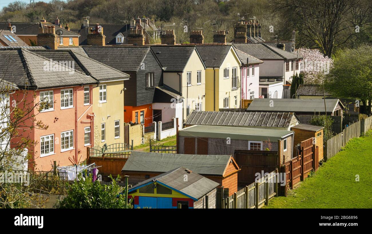 Back to back housing houses hi-res stock photography and images - Alamy