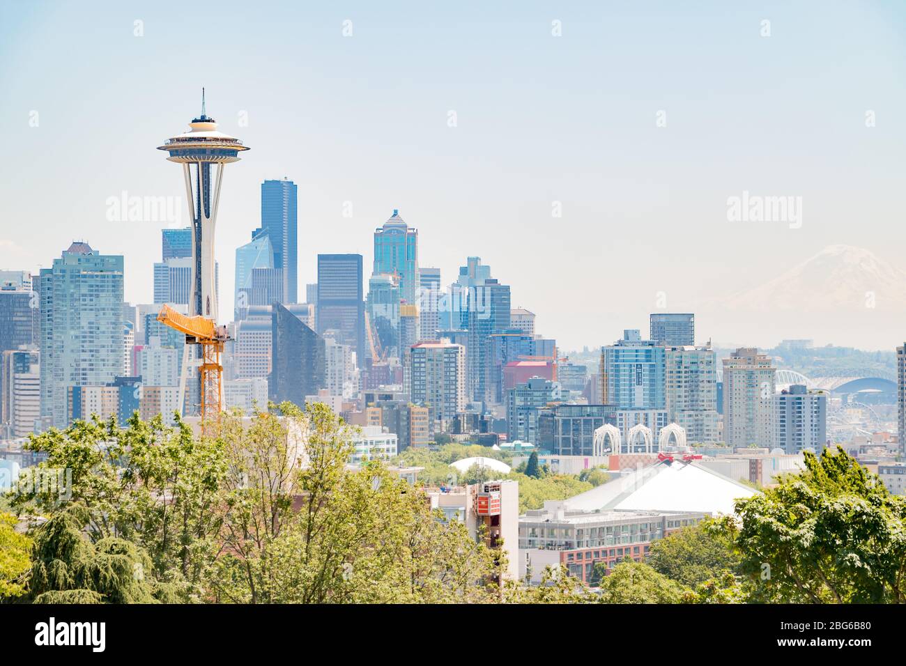 Famous skyline hi-res stock photography and images - Alamy