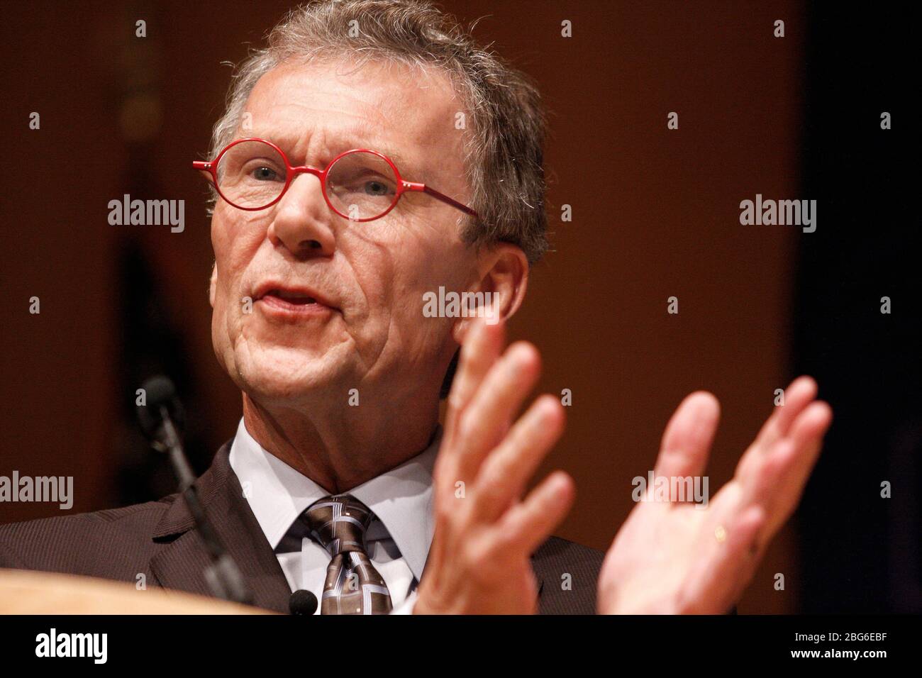 Senator Tom Daschle pictured discussing health care during the National ...