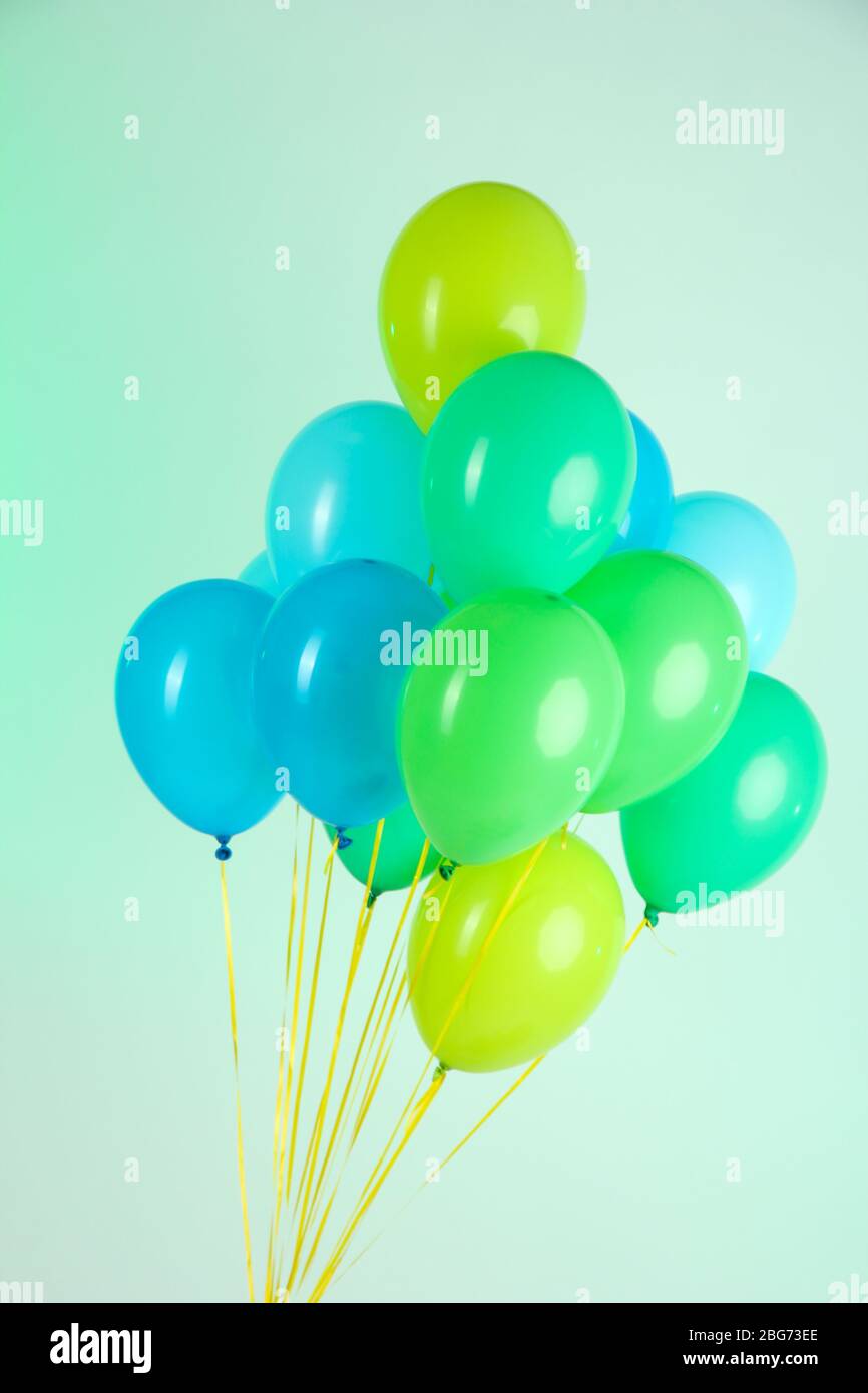 Primary color party balloons background hi-res stock photography and ...