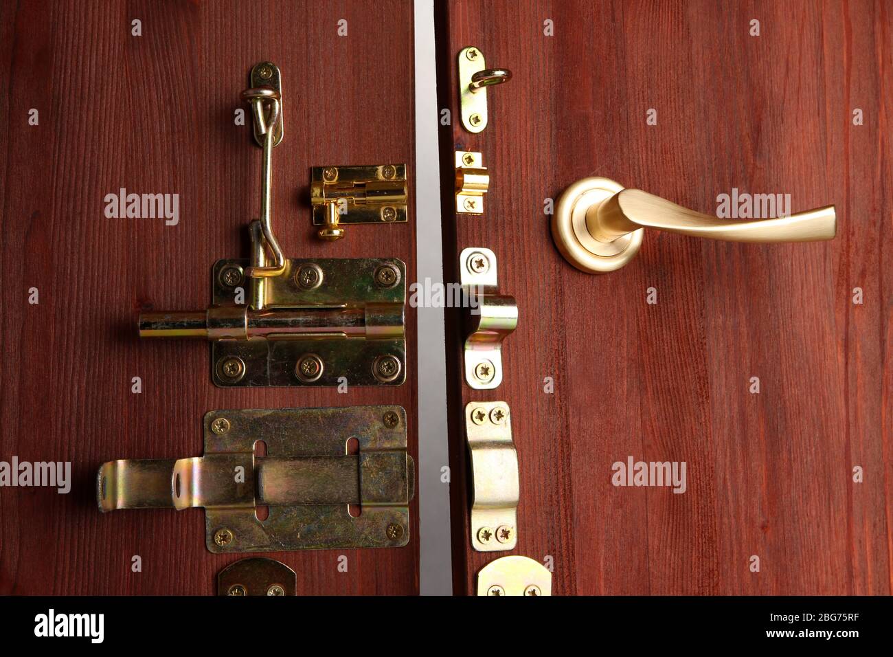 Latch hooks hi-res stock photography and images - Alamy