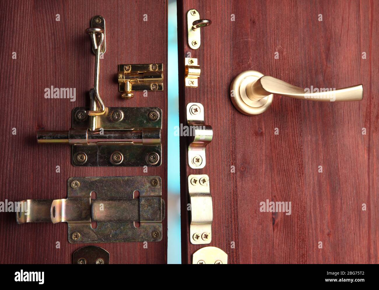 Latch hooks hi-res stock photography and images - Alamy