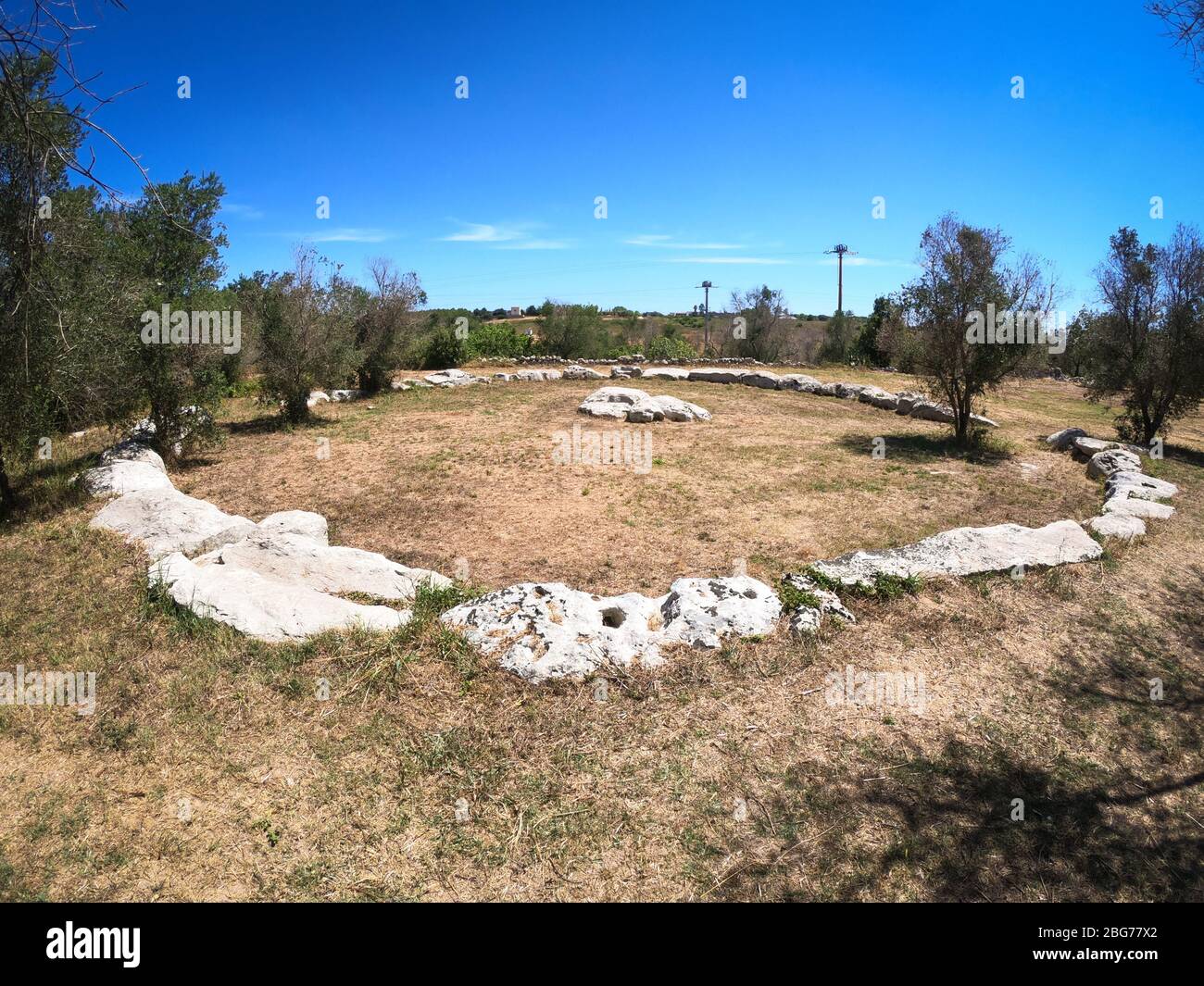 Cromlech prehistoric megalithic architecture hi-res stock photography ...