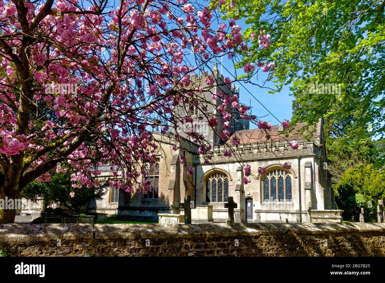 Minster church of st denys hi-res stock photography and images - Alamy
