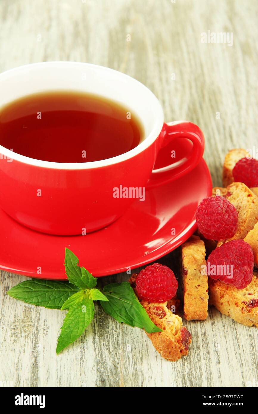Biscuit flavoured tea hi-res stock photography and images - Alamy