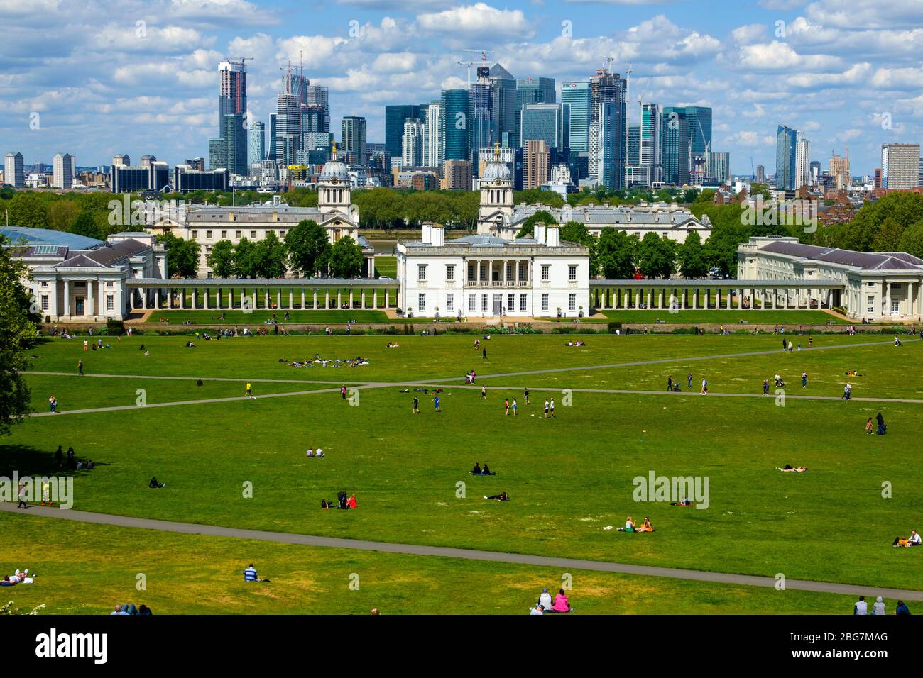 Greenwich skyline historic buildings hi-res stock photography and ...