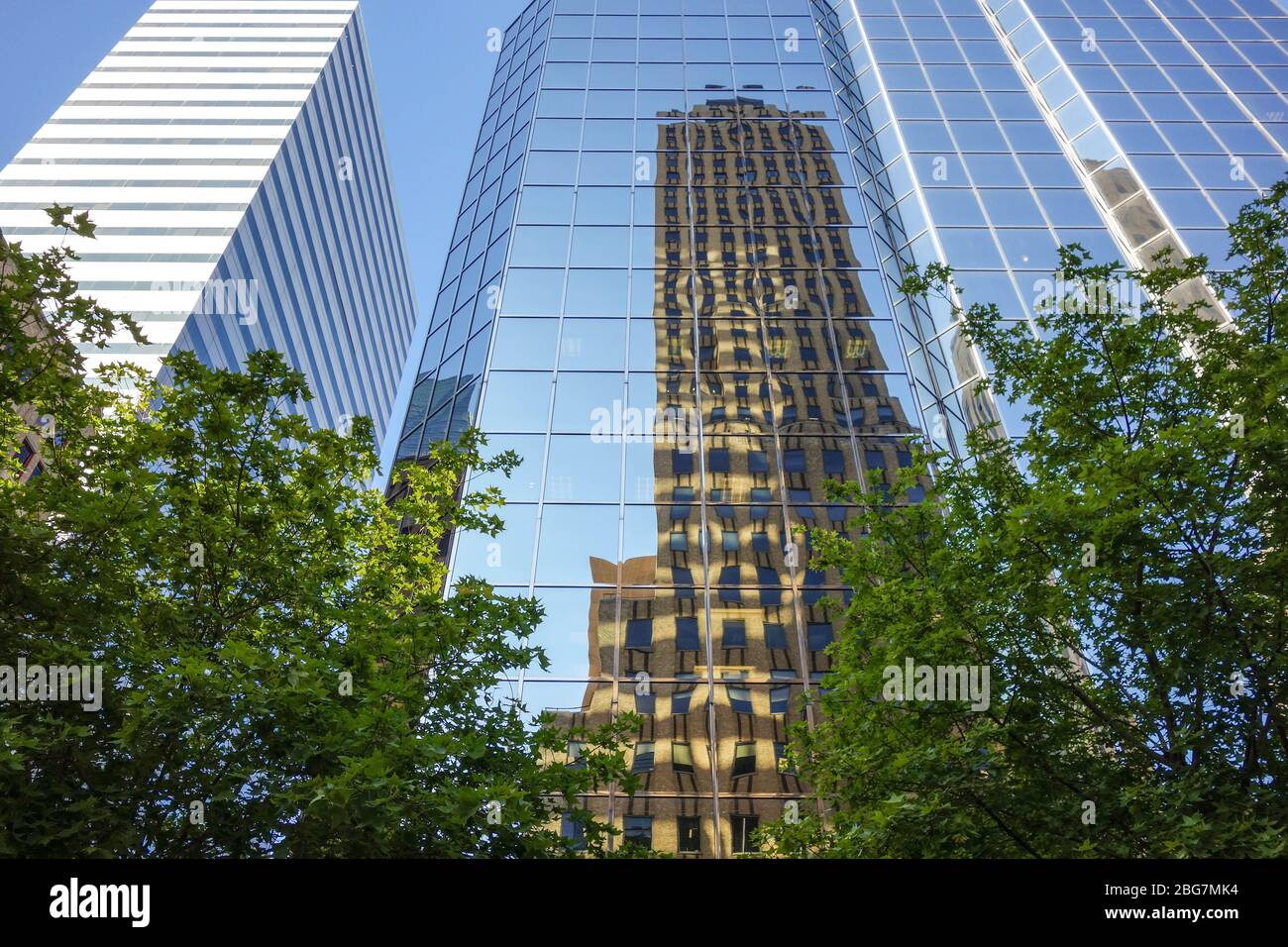 Downtown business building hi-res stock photography and images - Alamy