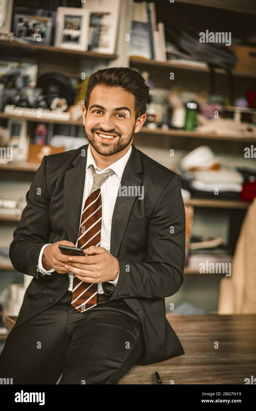 Handsome business man hi-res stock photography and images - Alamy