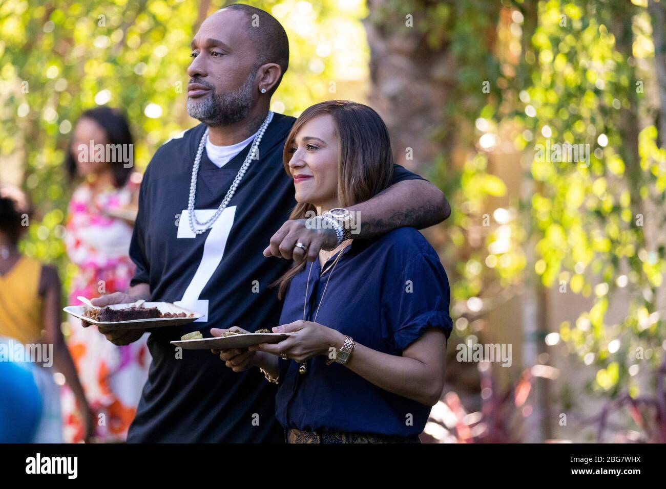 #BLACKAF, from left: Kenya Barris, Rashida Jones, (Season 1, ep. 103 ...
