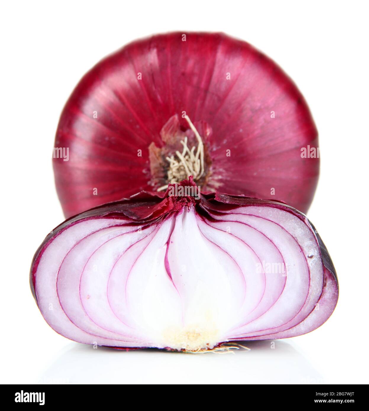 Fresh red onions isolated on white Stock Photo - Alamy