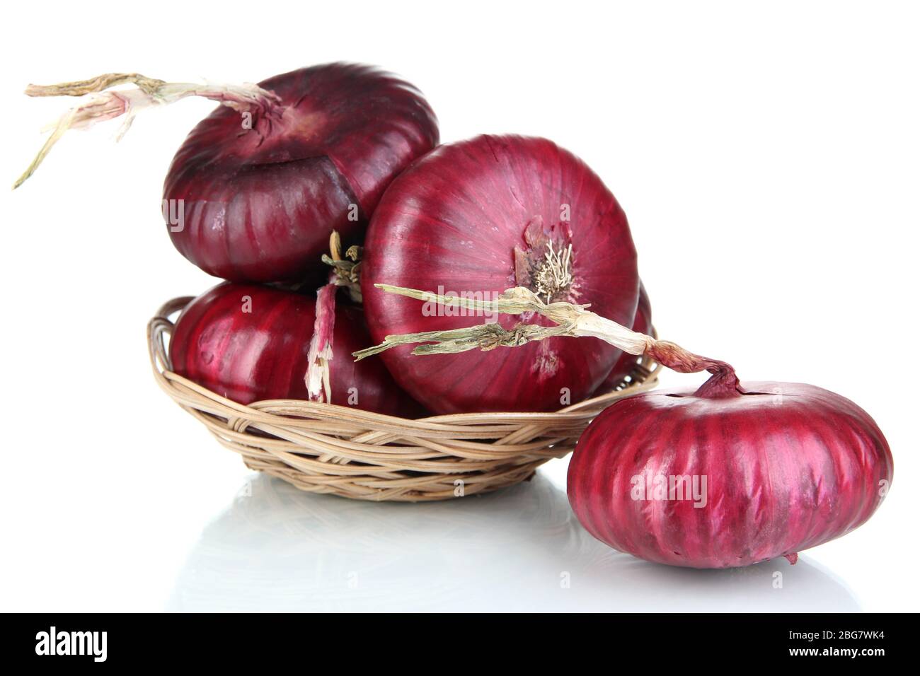 Fresh red onions isolated on white Stock Photo - Alamy